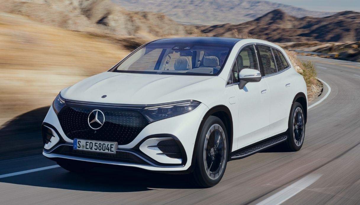Mercedes Eqs La Casa Presenta Il Nuovo Modello Elettrico Di Lusso
