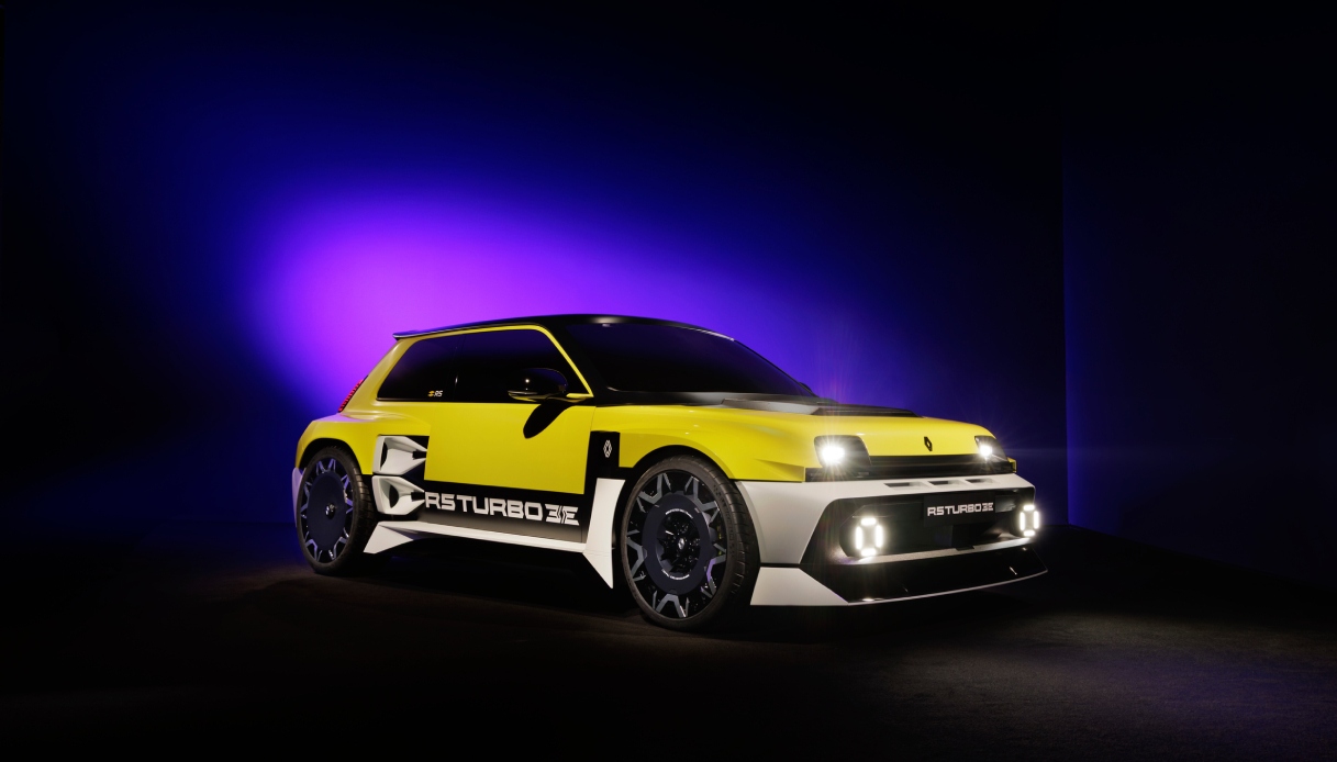 Renault 5 Turbo 3E, 540 CV di potenza elettrica per una sportiva leggendaria